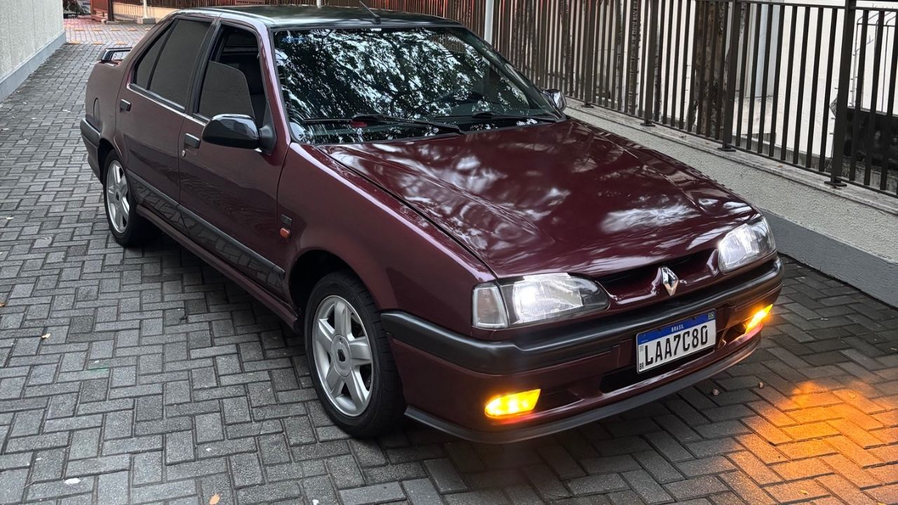 Renault 19 RT 1.8 8v 1994 — Go Garage